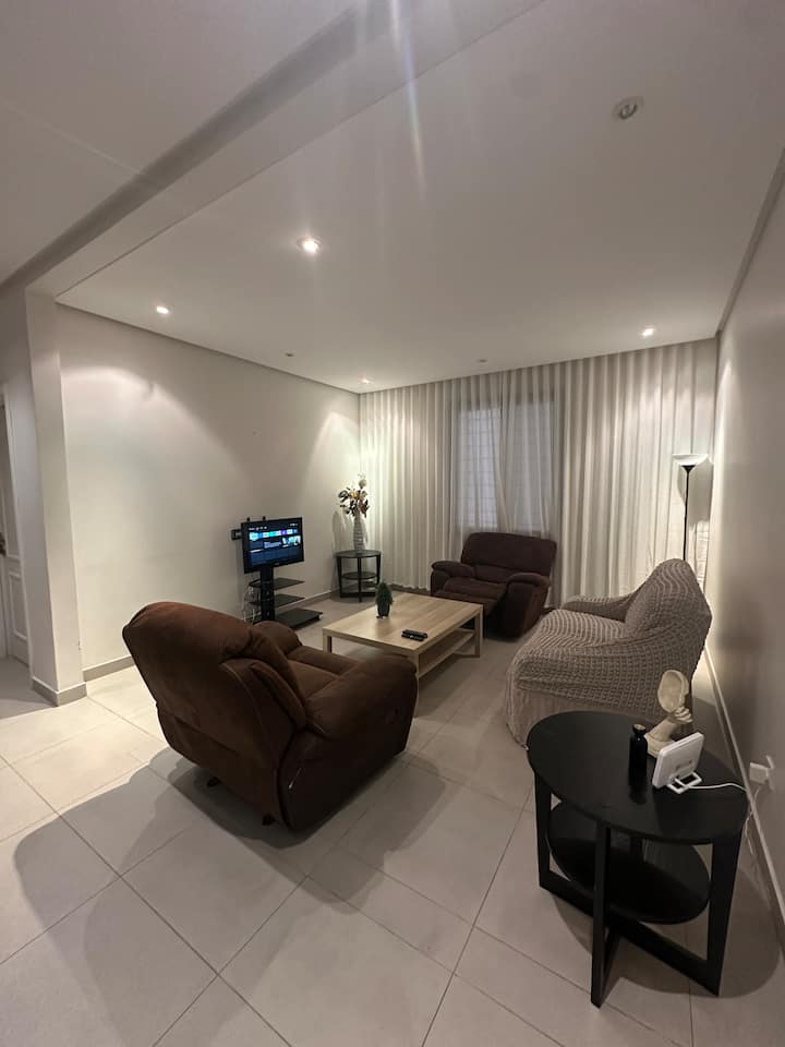 شقة في حي النزهة/Apartment In Nuzha Area - Djeddah