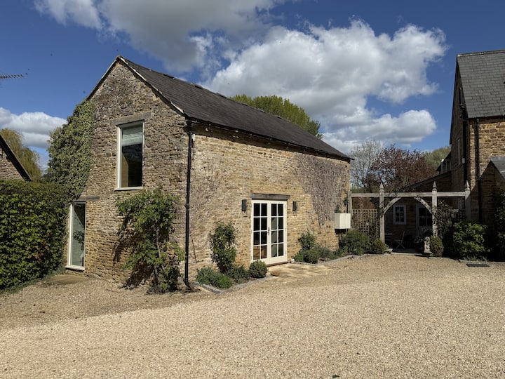 The Little Barn: A Luxurious Countryside Escape - Banbury