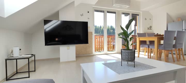 Apartments Naltom Bled 3 - 1br Castle View - Bled