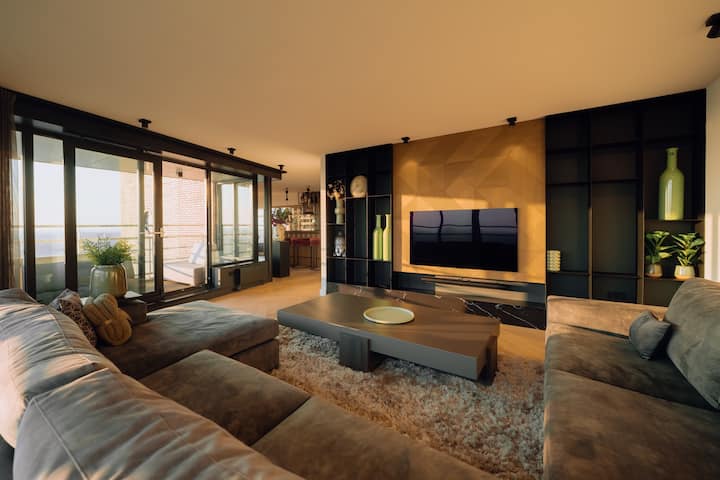 Signature Skyline Penthouse - 200 M² - Eindhoven - Eindhoven