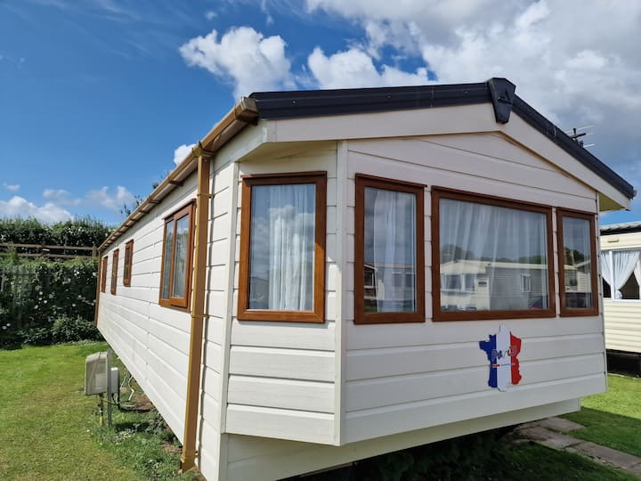 This Is No 203 Caravan With Three Bed Room - Prestatyn