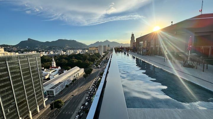 Metrô Na Porta, Piscina Com Vista Para 4 Pessoas - Rio de Janeiro