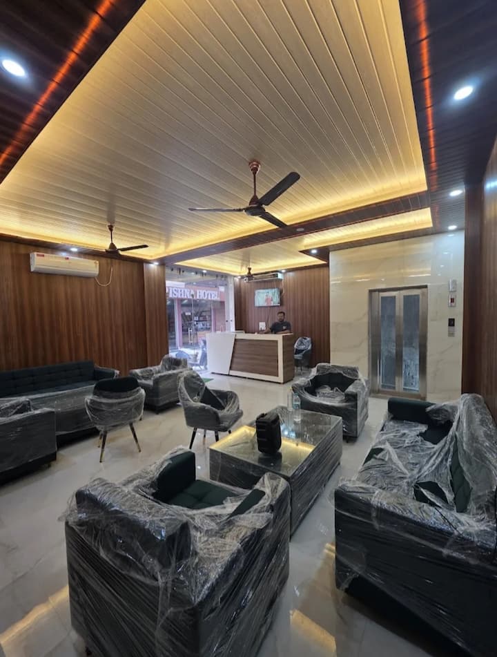 Hotel Vansh | Comfortable Stay In Haridwar - ハリドワール