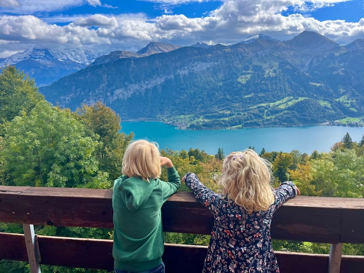 Interlaken_jungfraujoch_seeblick_panorama_familie - Interlaken