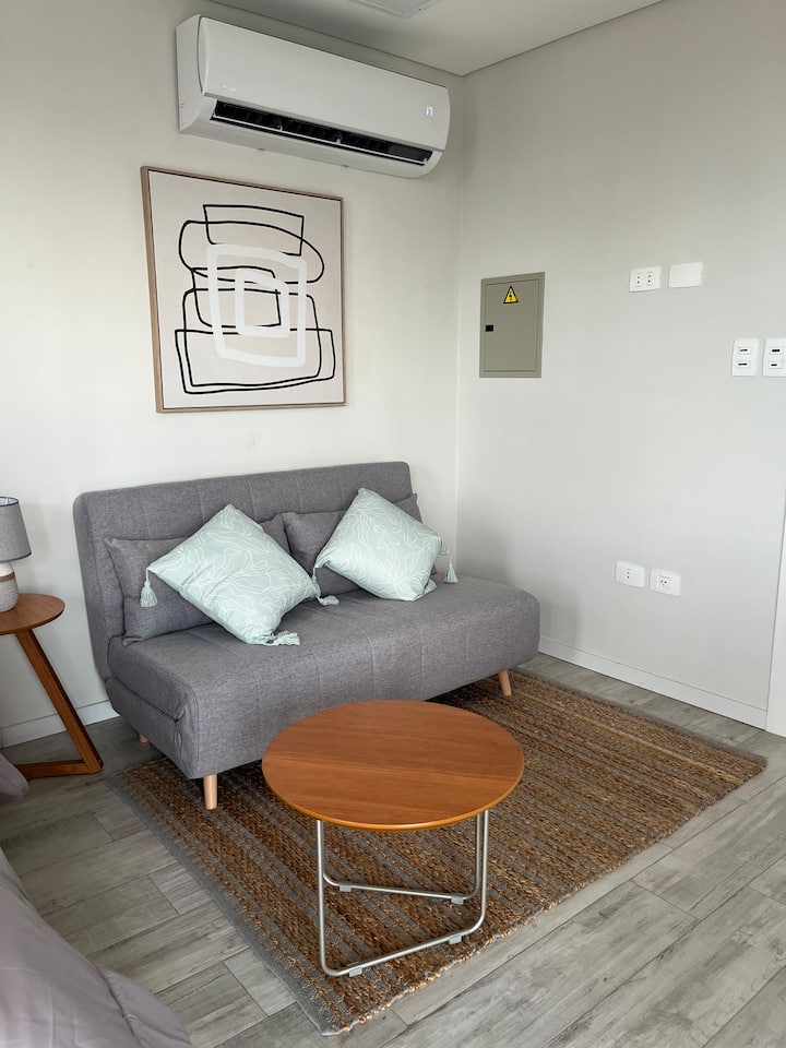 Moderno Studio Con Vistas Panorámicas Premium - Asunción