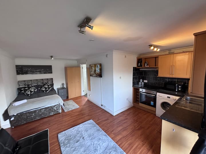 Lake View Luxury Apartments - Nottingham