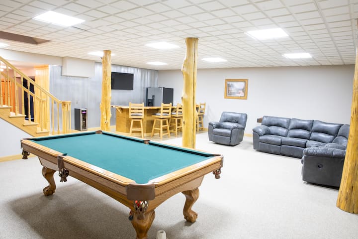 Highland Ranch Lodge - Memphis, MO