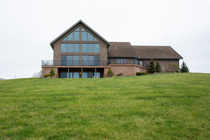 Highland Ranch Lodge - Memphis, MO