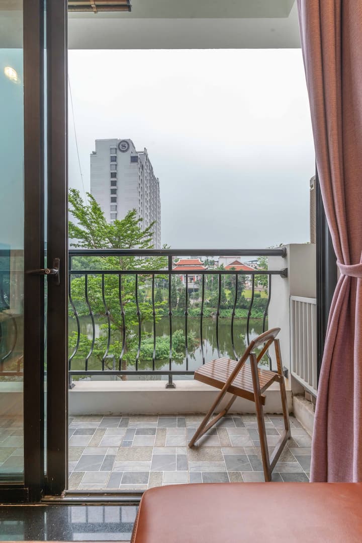 Premium-1brs 50m2 Balcony/front Lake/10' Old Town - China