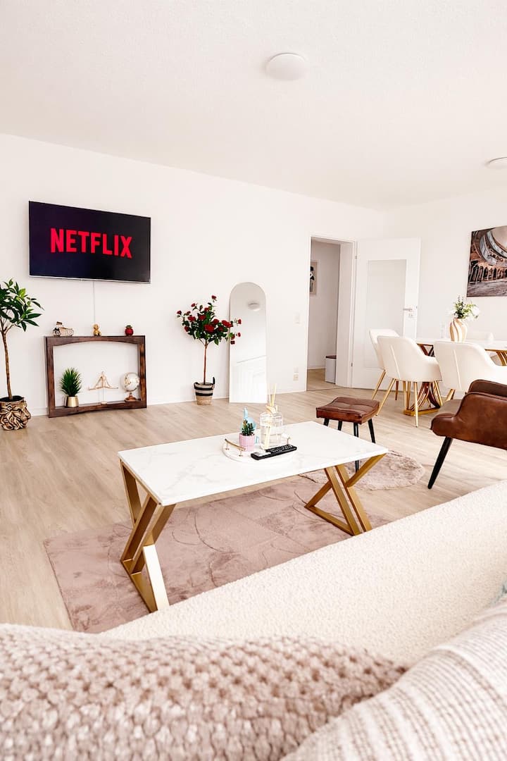 Modernes Apartment Mit Großem Balkon - Seelze