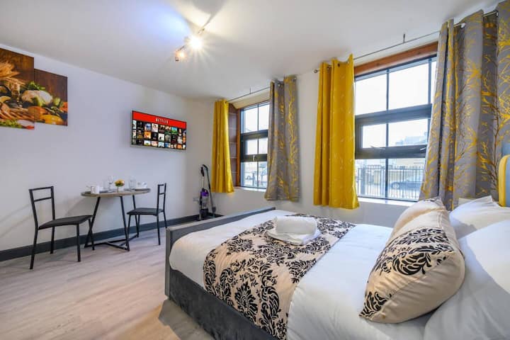 Cozy Double Room In Little Horton - Bradford