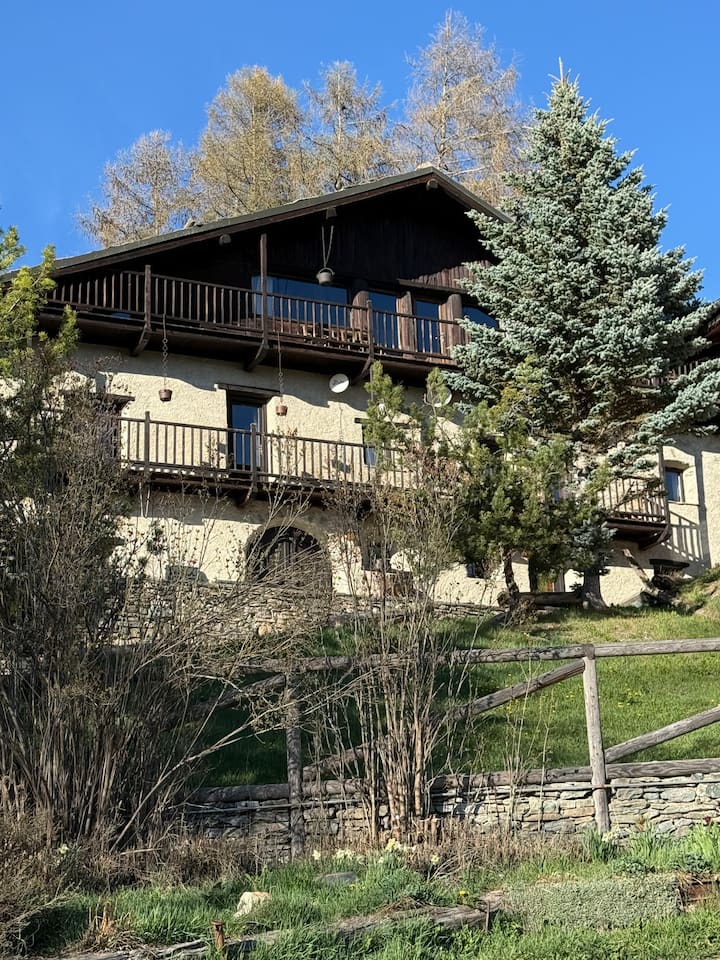 Charming Getaway With Breathtaking Peak Views - Sestriere