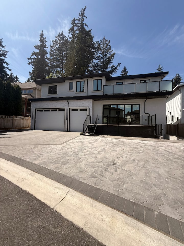 2 Bed Cozy Suite, Minutes From Hwy, Border & Beach - White Rock