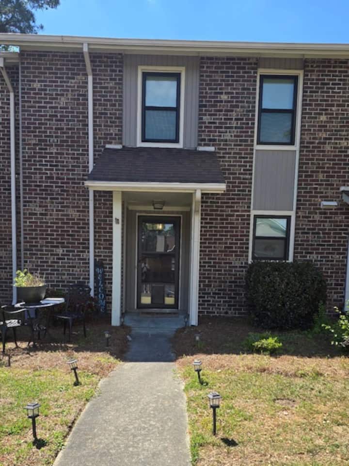 Terri's Townhouse - Greenville, NC