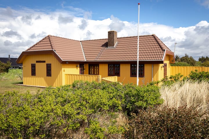 Vestkyst-sommerhus Sauna & Hunde-venligt - Hvide Sande