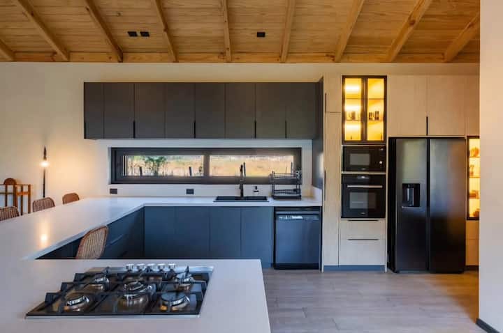 Casa 360 M² A 20 Min Del Centro Concepción - Hualqui