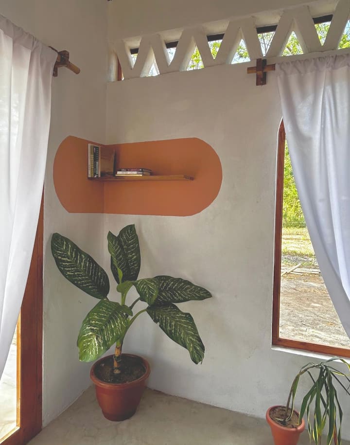 Bloom – Lakefront Home With Stunning Volcano Views - Nicaragua
