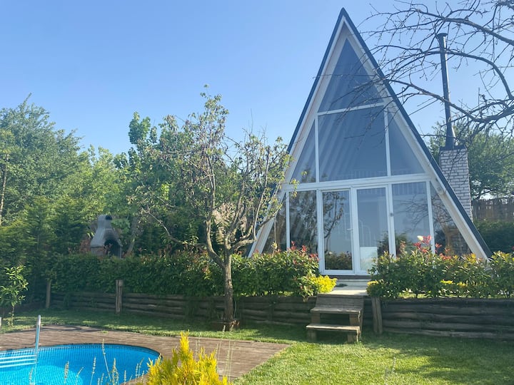 Jakuzili öZel Havuzlu Bungalov 
Huzuru - Karasu