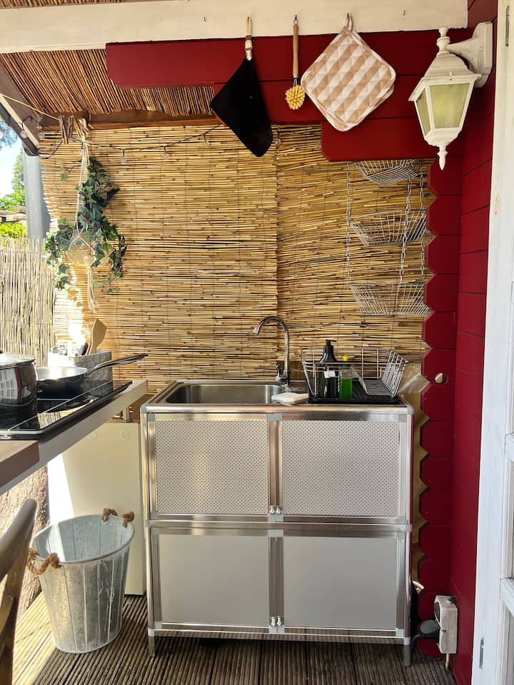 Kamadero
Nette Kleine Hütte Auf Dem Land Im Grünen - Mittenwalde