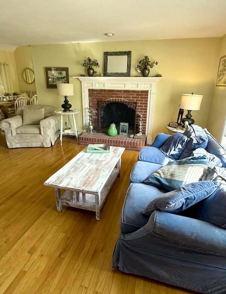 Cape Cod Private Retreat - Barnstable, MA
