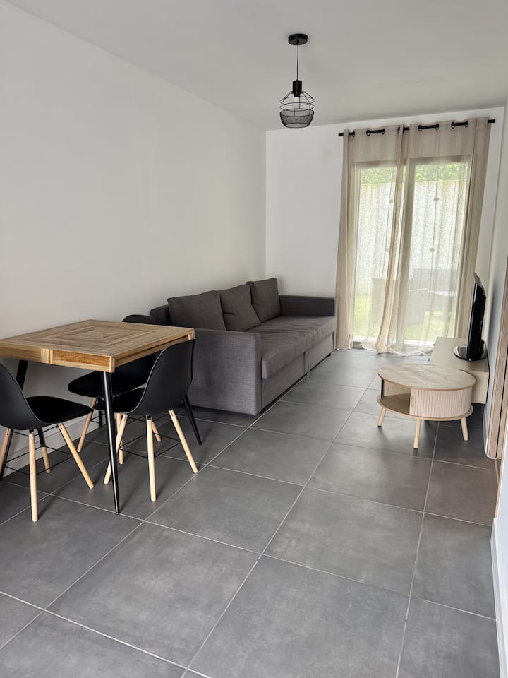 Appartement T2, Calme Et Cosy, Centre-ville, N°101 - Corte