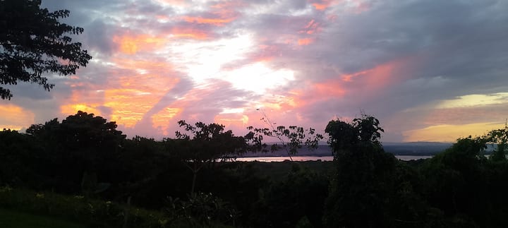 Aore Treehouse | Ocean Views Eco Retreat - Vanuatu