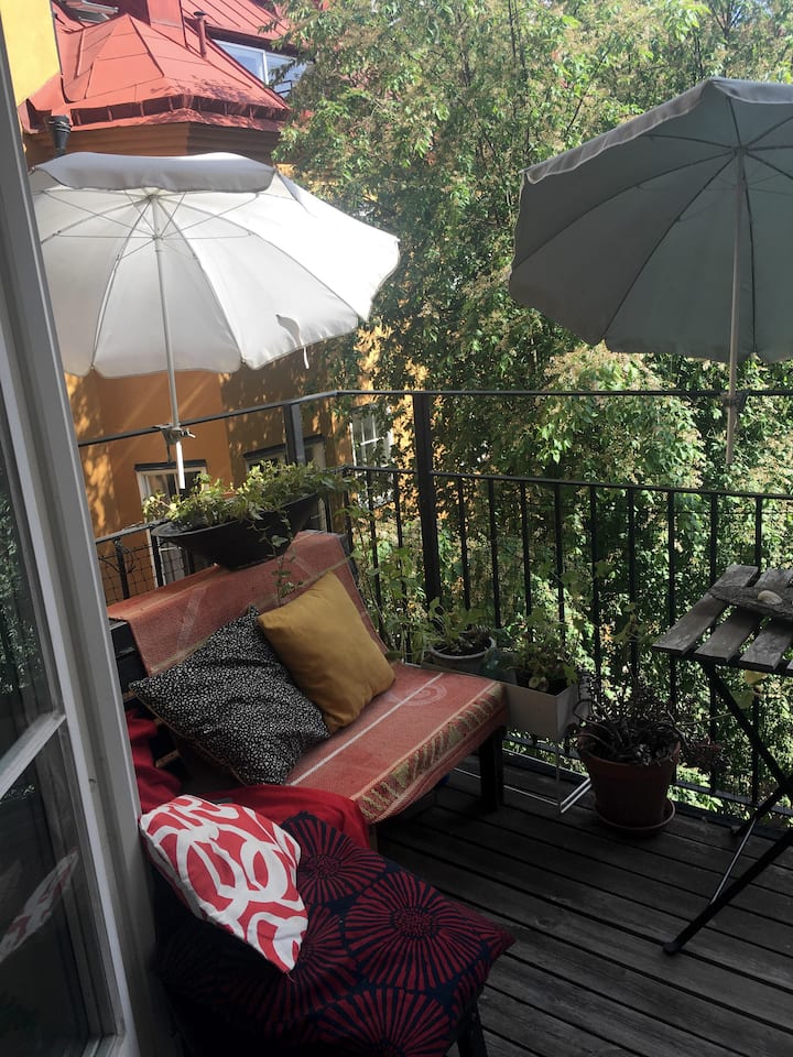 Trivsam Lägenhet Med Balkong - Stockholm