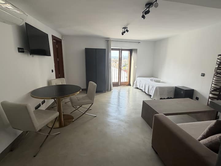 Piso En Dalt Vila Con Vista Al Puerto - Islas de Ibiza