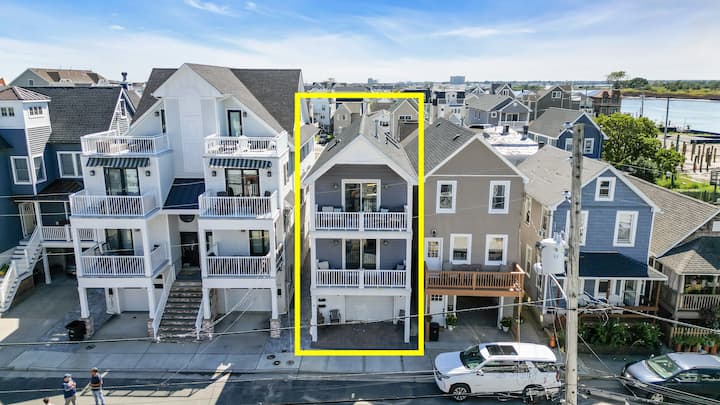 2 Units - 3 Br - 3ba - Beach Block - Entire House - Sea Bright, NJ
