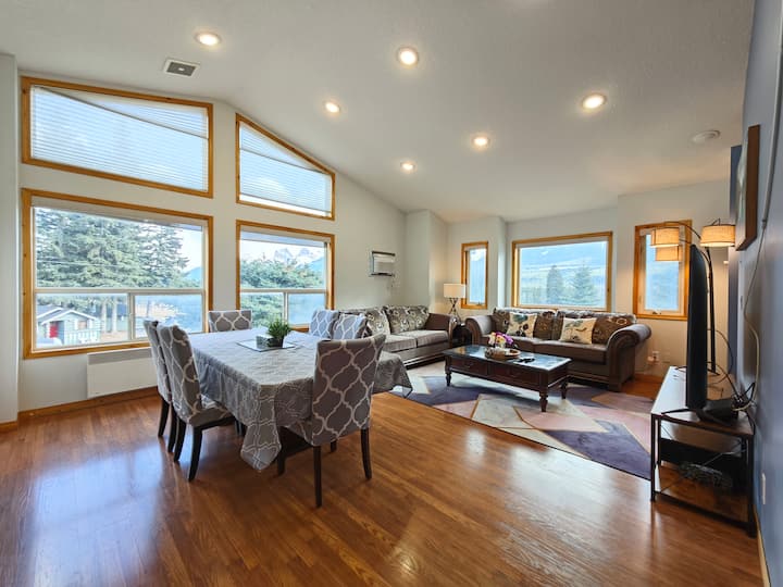 7-bedroom Excellent Mountain View - Banff