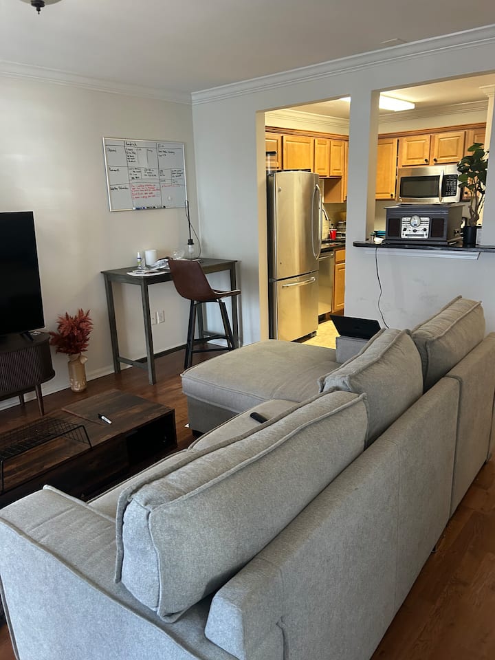 Wall Street Apartment - Norwalk, CT