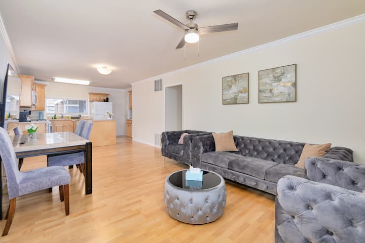 Spacious 2br/1ba Burbank Home - Laurel Canyon - Los Angeles