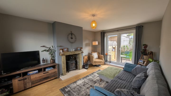 Cosy 2-bed | Log Burner, Garden & Great Outdoors - Clitheroe