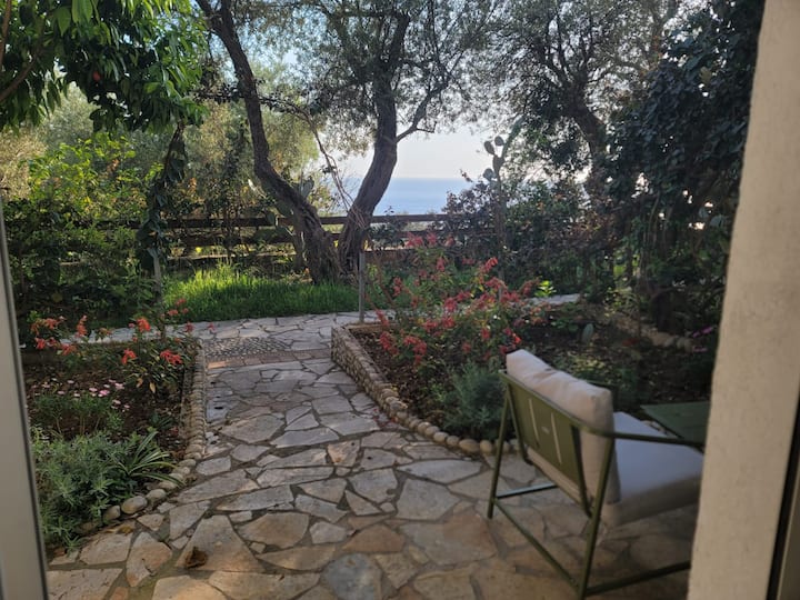 Seaview 1br In Dhërmi | Private Patio | Pool & Bar - Dhërmi