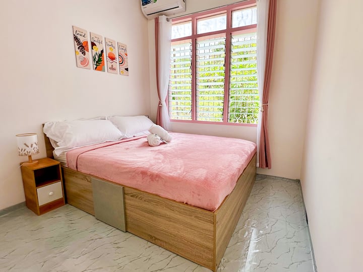 The Pink House Siquijor| 2br Near Cambugahay Falls - Lazi