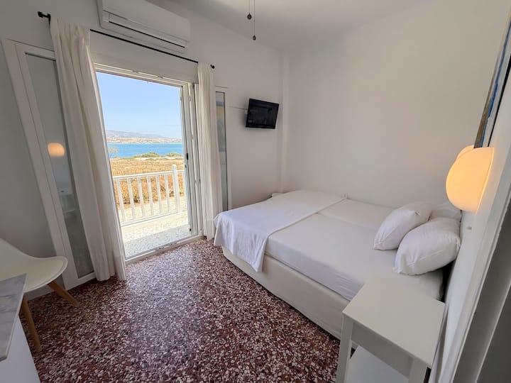 Double Room With Balcony Overlooking The Sea - Antiparos