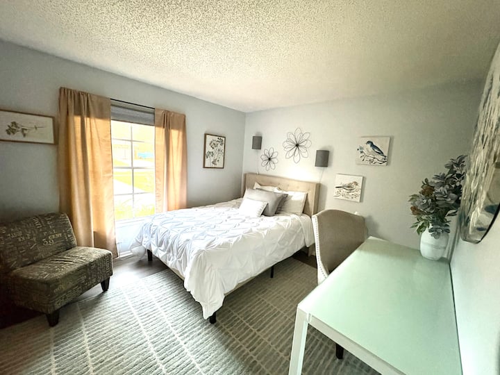 Comfort And Convenience Ev Charger Available - Wesley Chapel, FL