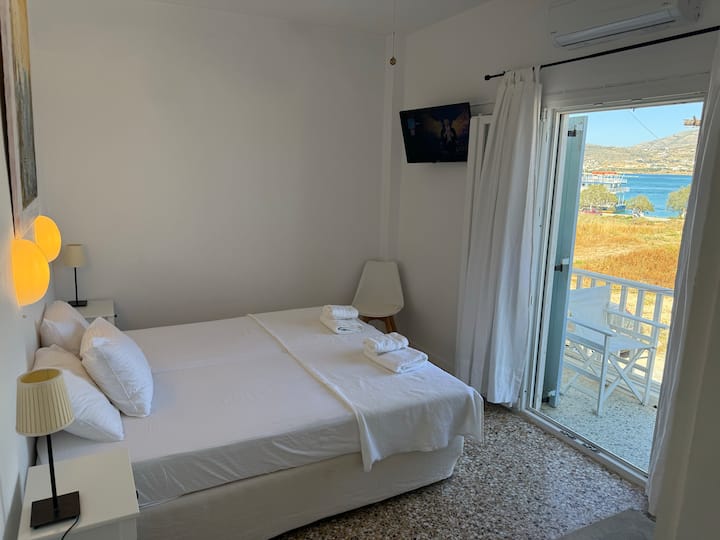 Double Room With Balcony Overlooking The Sea - Antiparos