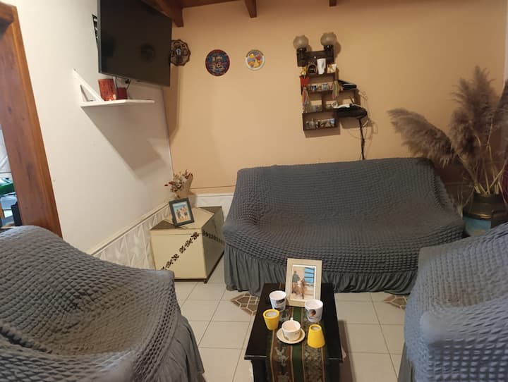 Alojamiento Con Pileta, Céntrico En Colonia Caroya - Colonia Caroya