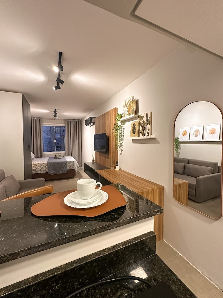 Loft •2 Min Santa Casa • Ufrgs •Estac. Grátis - Porto Alegre