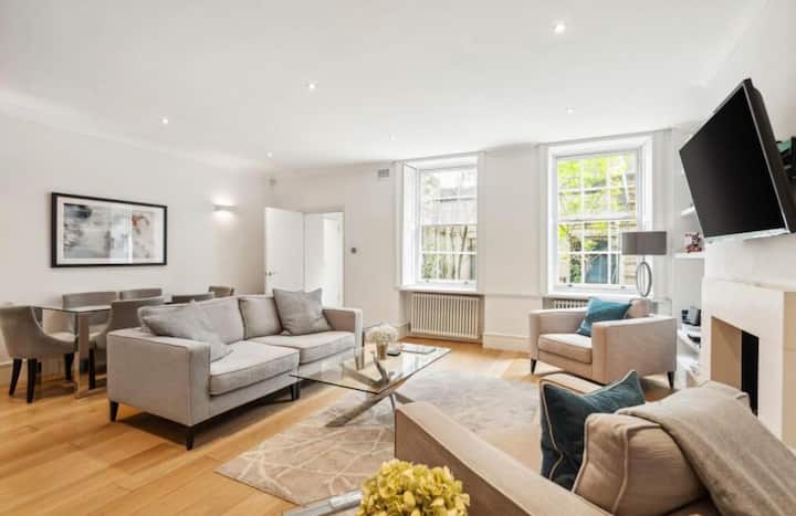 Modern House In Reading | Free Parking + Wi-fi - Reading
