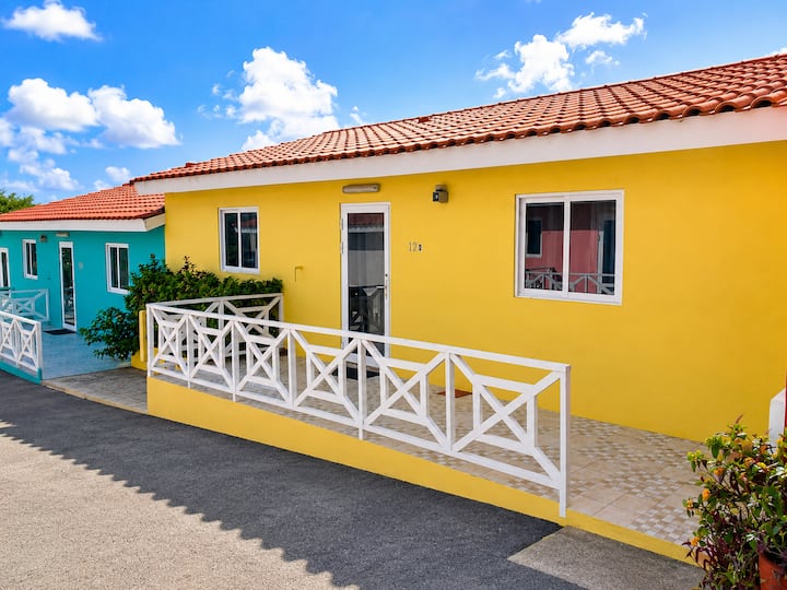 Villa Near The Beach, Capital, Shops & Restaurants - Curaçao