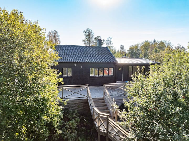 4 Etoiles Maison De Vacances A Trollhättan - Trollhättan