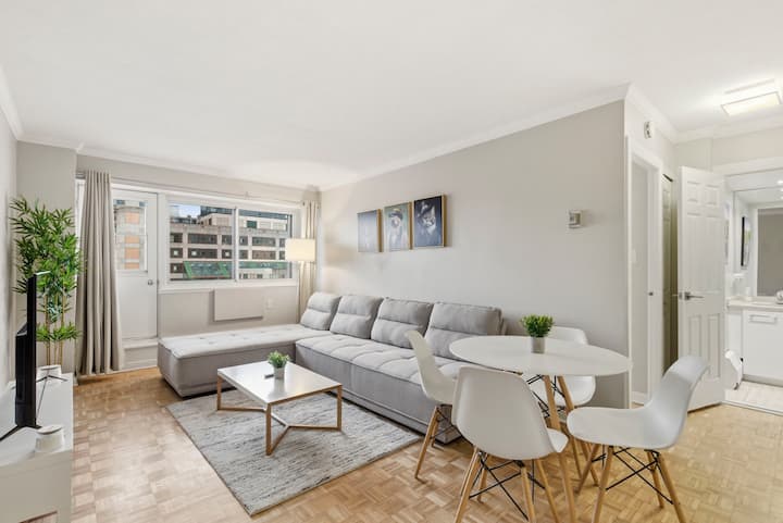 Appartement Chaleureux Au Centre-ville - Brossard