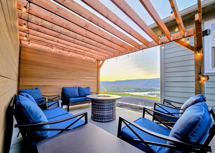 Epic River Views, Newly Built Upscale Modern Home - Lewiston, ID