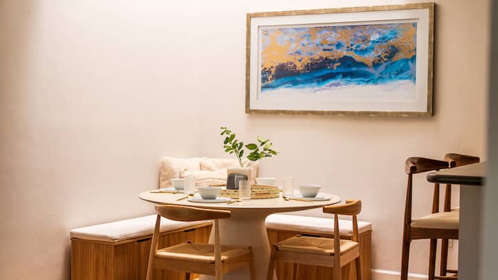 Solana Seaside Stay • Walk To Beach, Sleeps 6 - Del Mar, CA