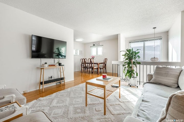 Riverside Boho Escape - Saskatoon