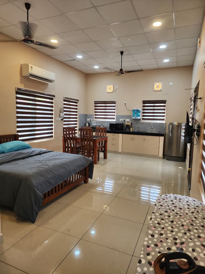 Oak House - Thiruvananthapuram