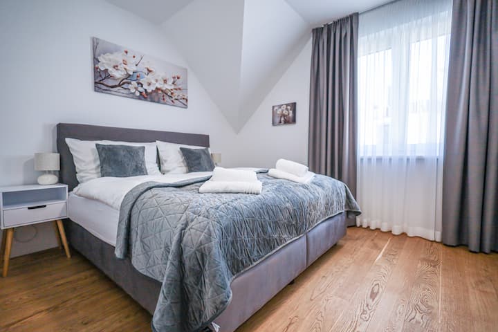 Ruhige 2 Zimmer + Balkon In Hirschstetten - Viyana