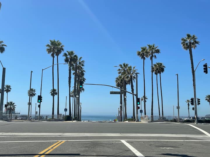 Prime-surf City Home - Huntington Beach, CA